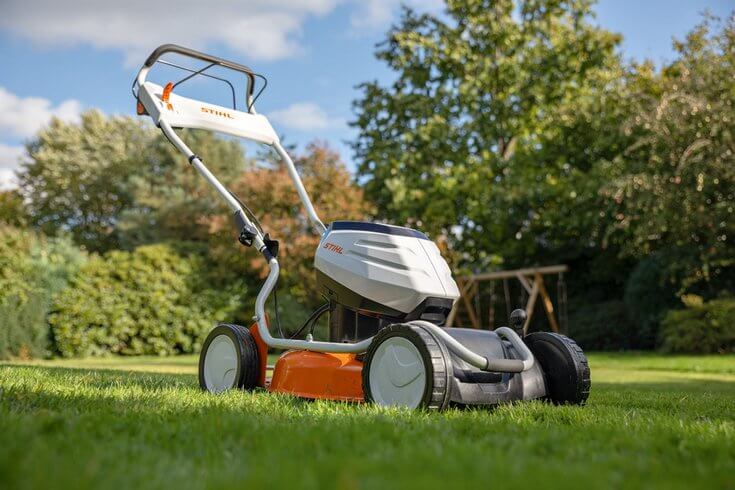 New Vario Drive Cordless Mowers For The Perfect Cut | STIHL Blog